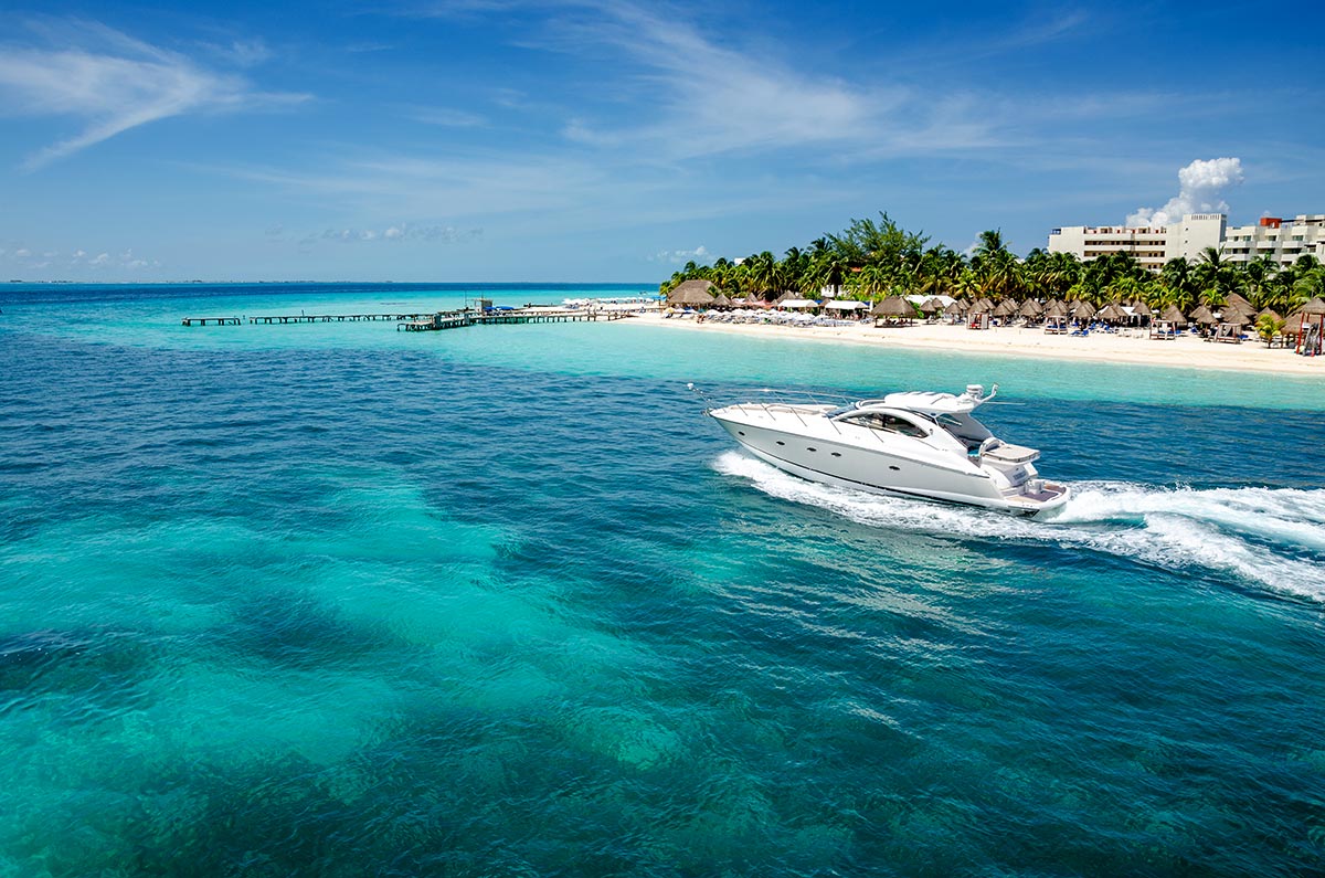 Yates en la Riviera Maya: Alquiler de Yates de Lujo para Aventuras ...